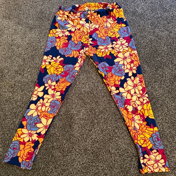 LuLaRoe | Pants & Jumpsuits | Lularoe Floral Womans Leggings Size Tc2 ...